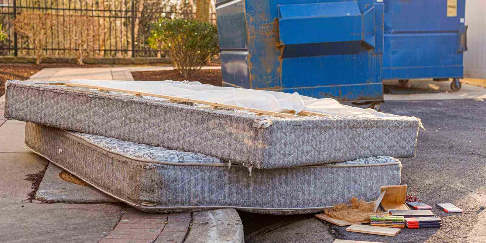 How to Dispose of Mattresses Responsibly- Full Strut Disposal